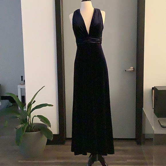 Revelry | Dresses | Revelry Size 4 Dylan Navy Blue Velvet Bridesmaid ...